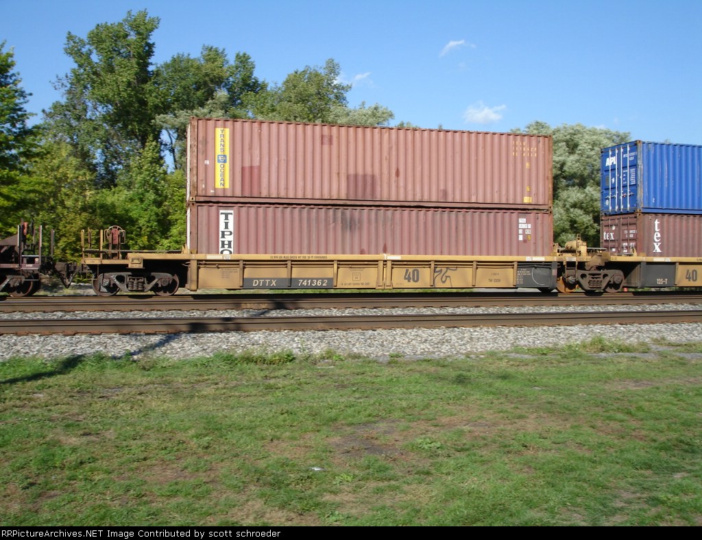 DTTX 741362 Double Stackcar w/TOLU Container #151862 EB